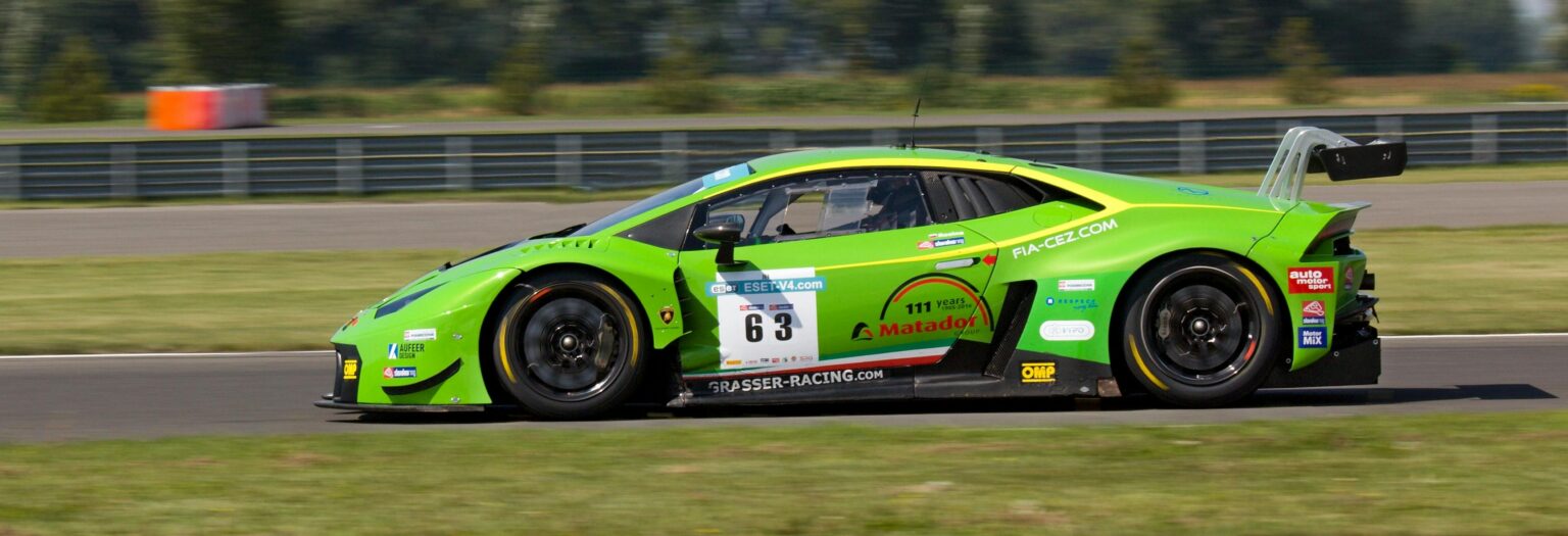 GT Racing: 10 Most Beautiful Competition Cars - CortinasDigiTales